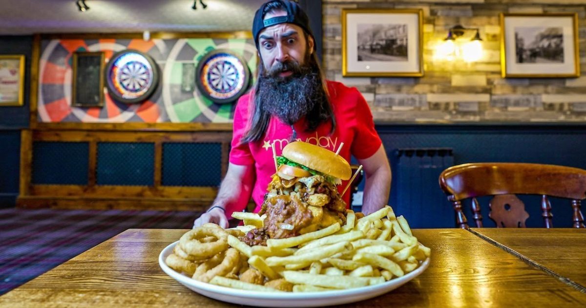Burger Challenge at Clocktower / Beardtown